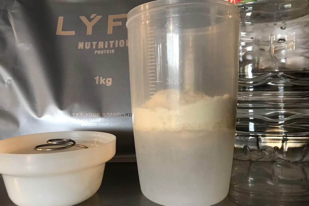 【カフェ気分】LYFTプロテイン(キャラメルラテ味)のレビュー | OvaBlog